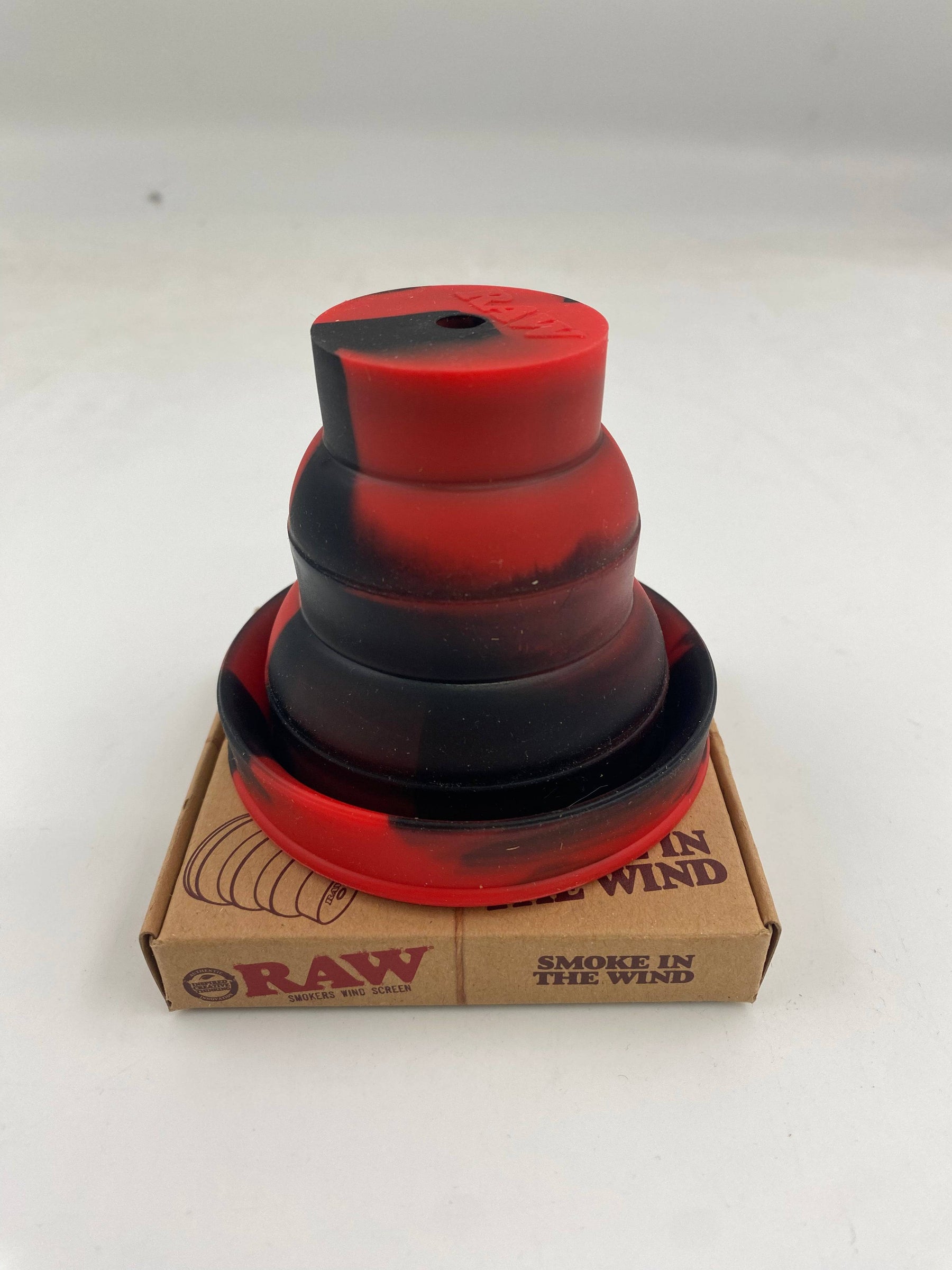 Raw Smoke in the Wind Smoker's Wind Screen